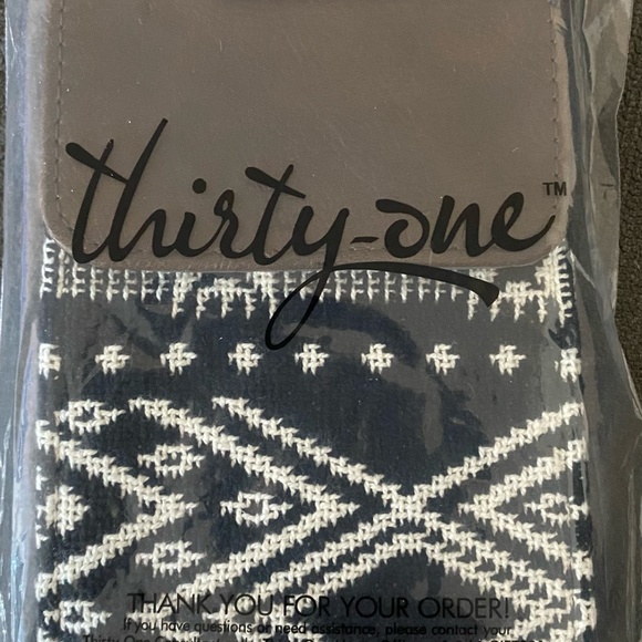 thirty-one | Bags | Thirtyone Call Me Crossbody Rio Weave | Poshmark